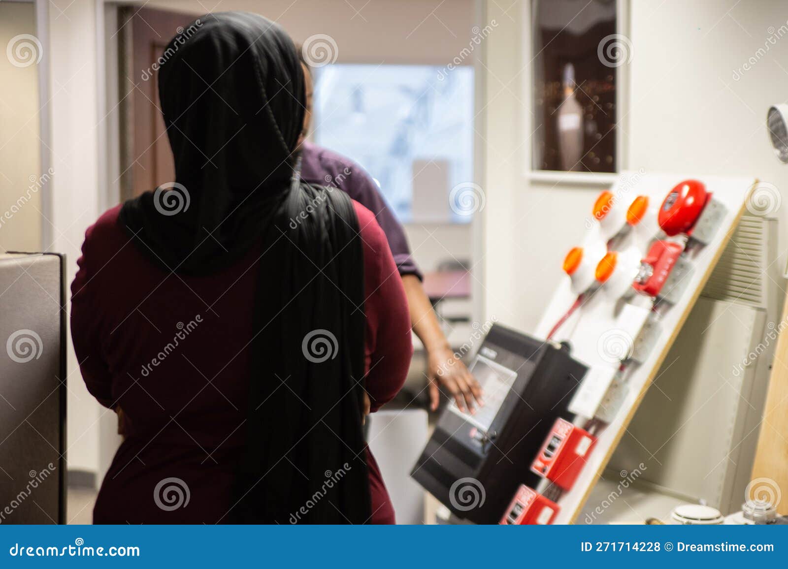 Muslim Trainees Taking Cpr Class and First Aid Stock Photo - Image of ...