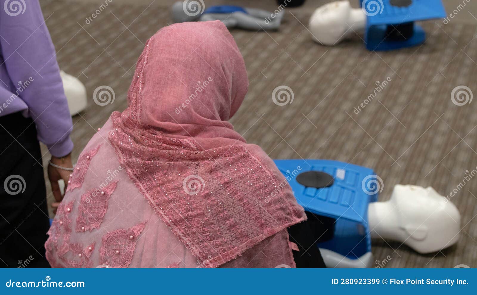 Muslim Trainees Taking Cpr Class and First Aid Stock Image - Image of ...