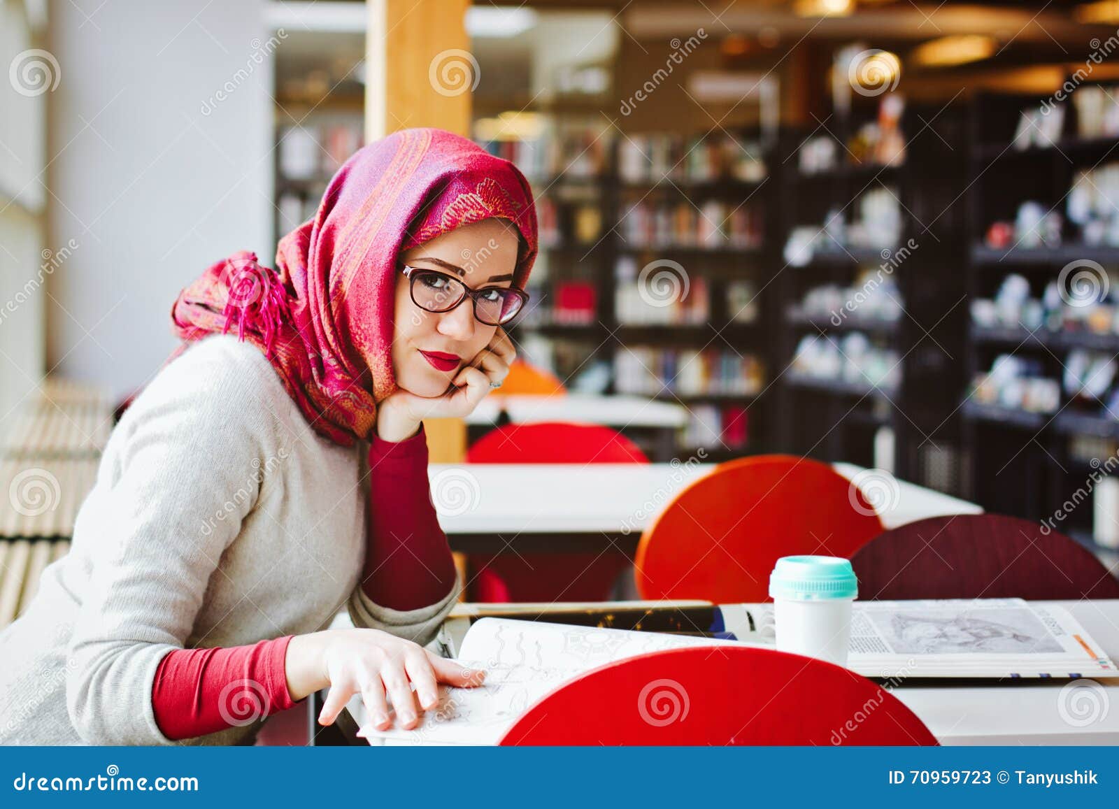 Muslim Woman at the Library Stock Image - Image of portrait, cute: 70959723