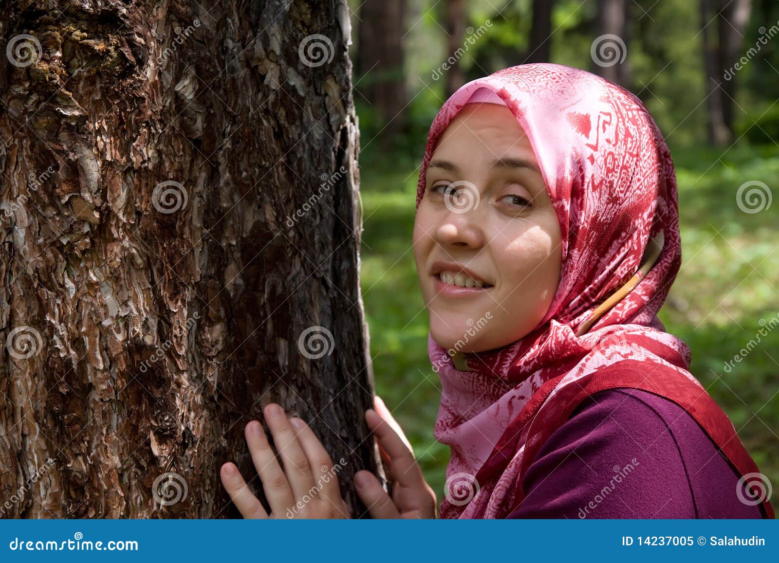 Muslim woman nature stock image. Image of muslim, smiling - 14237005