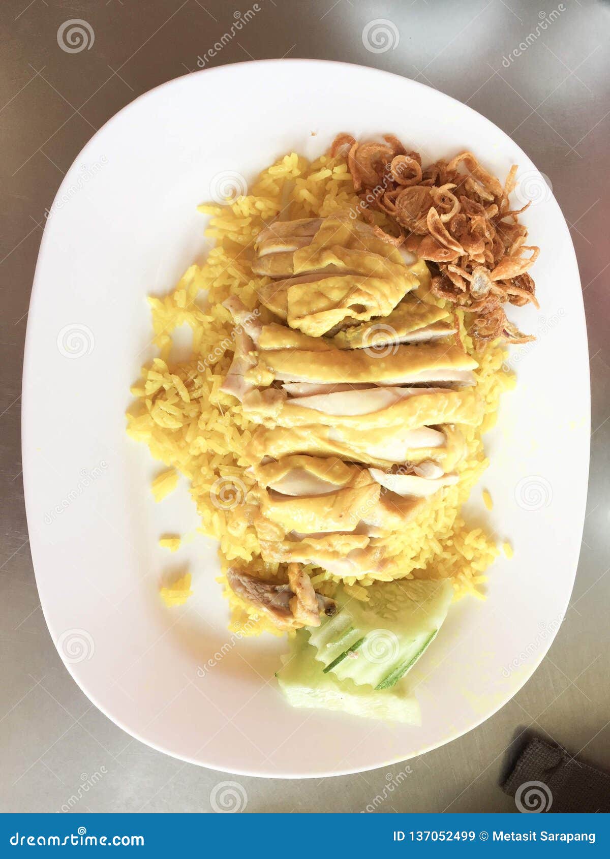 Muslim Yellow Rice with Chicken Ubon Stock Image - Image of pasta, dish ...