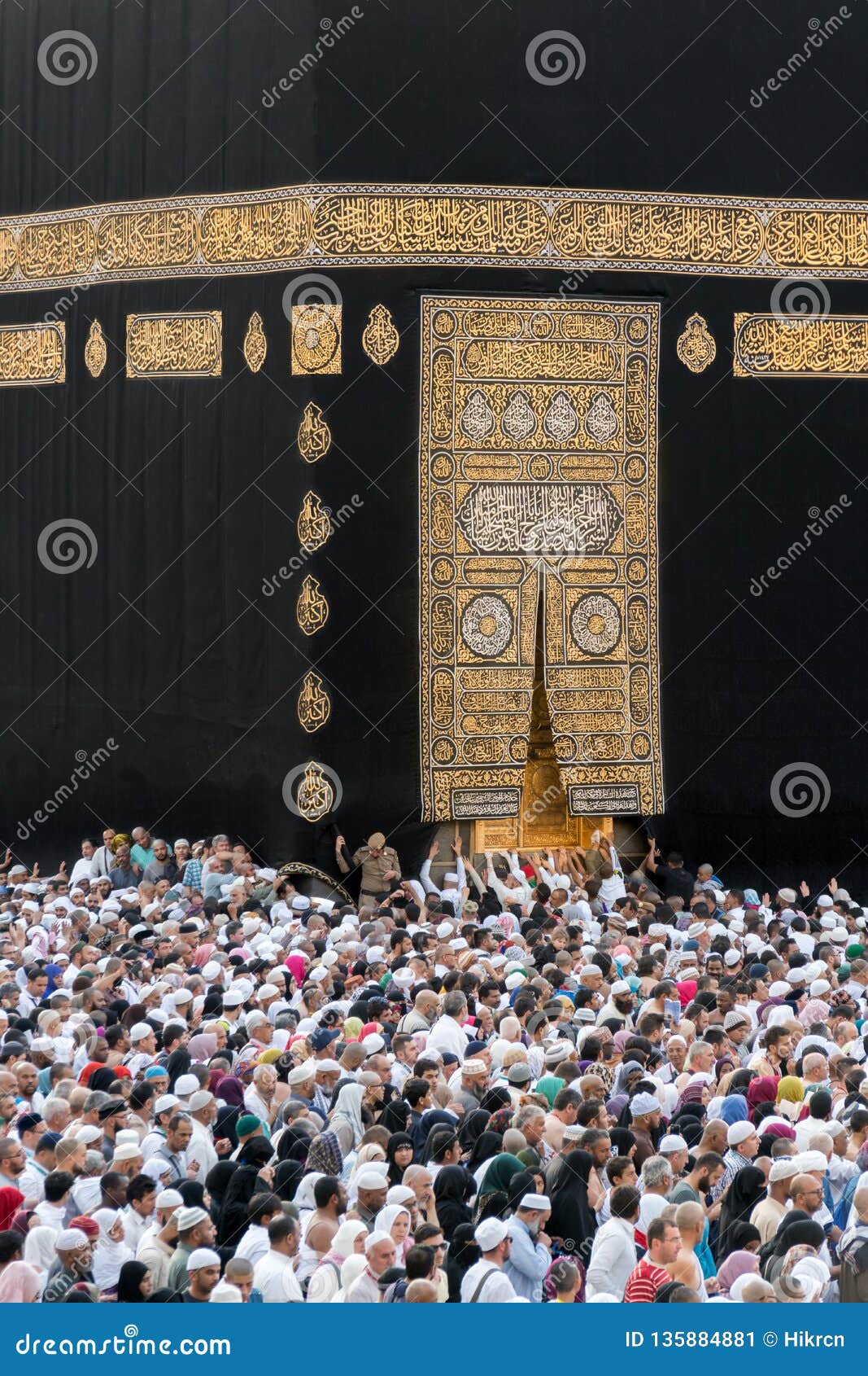 Muslims Gathered For Worship Nabawi Mosque, Medina, Saudi Arabia ... Muslims Gathered For Worship Nabawi Mosque, Medina, Saudi Arabia ...