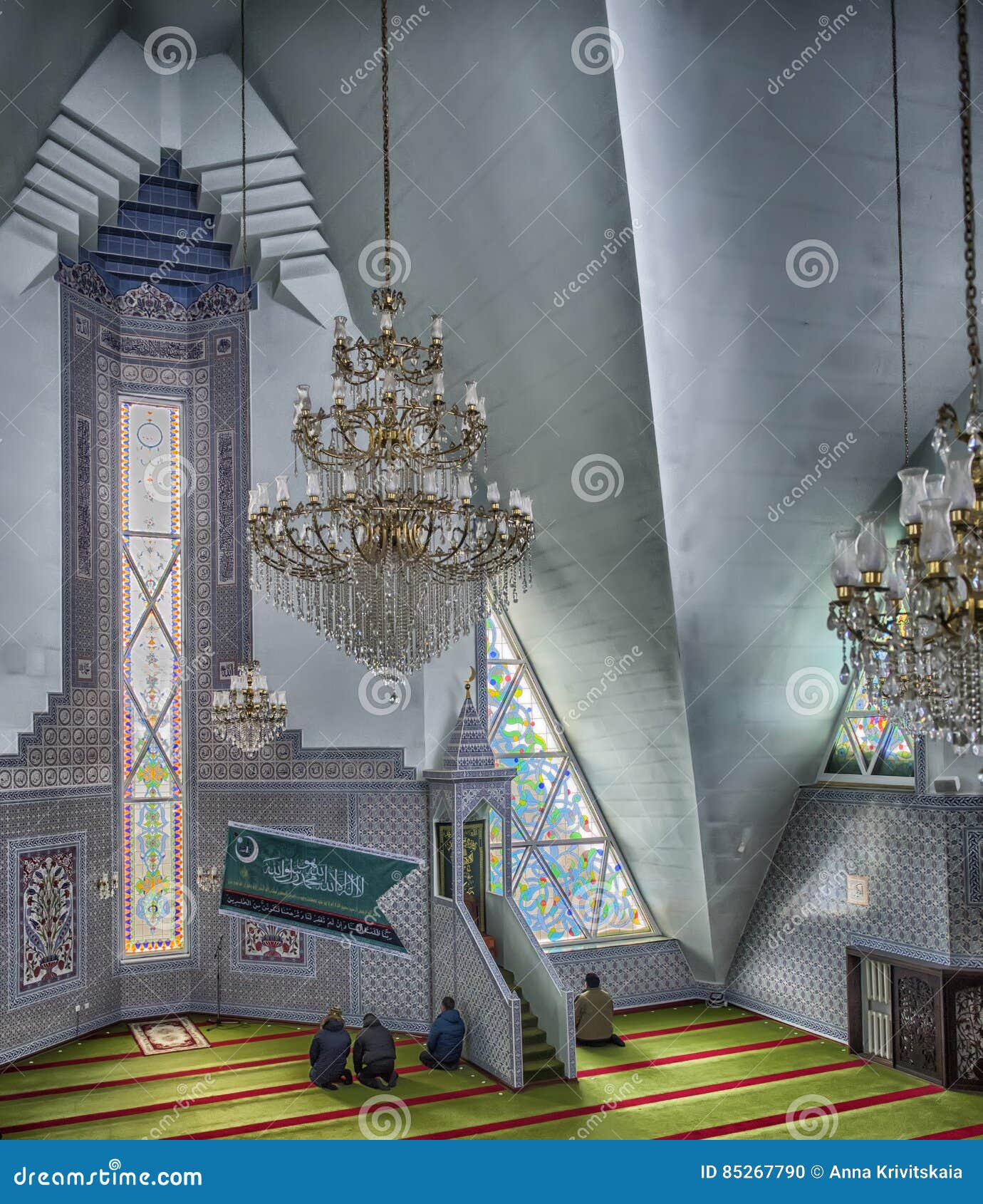 Muslims pray in the mosque editorial image. Image of culture - 85267790