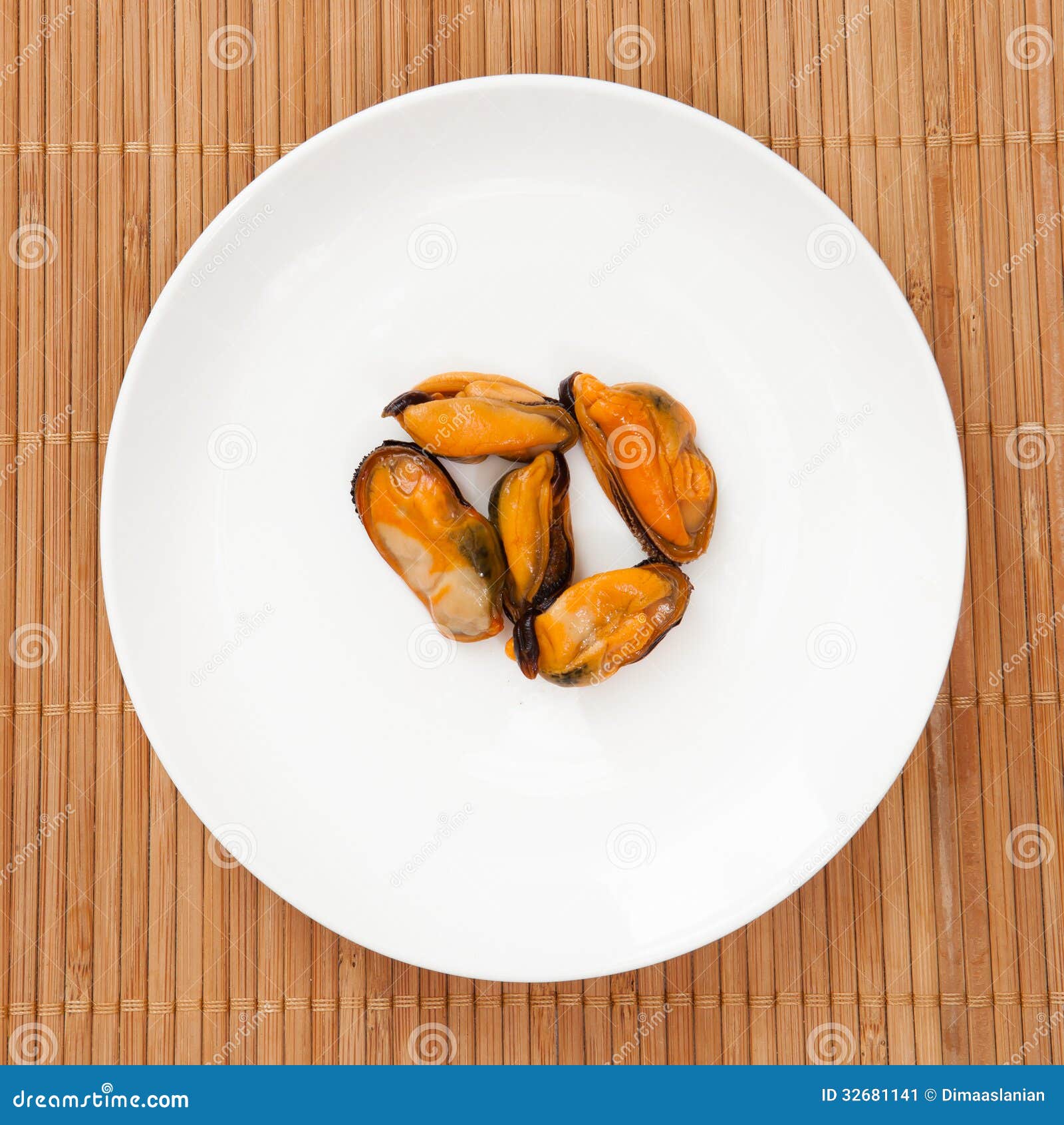 Mussels stock image. Image of health, mussels, plate - 32681141