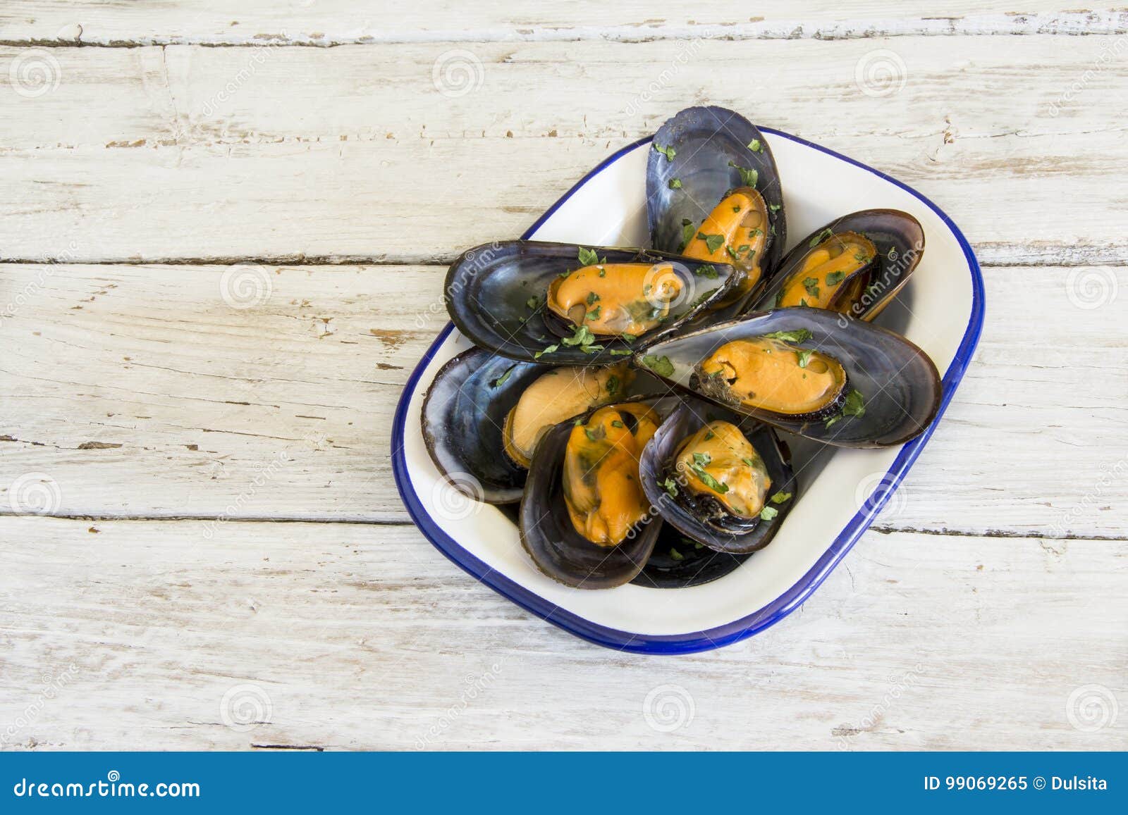 Mussels in the shell stock image. Image of nutrition - 99069265