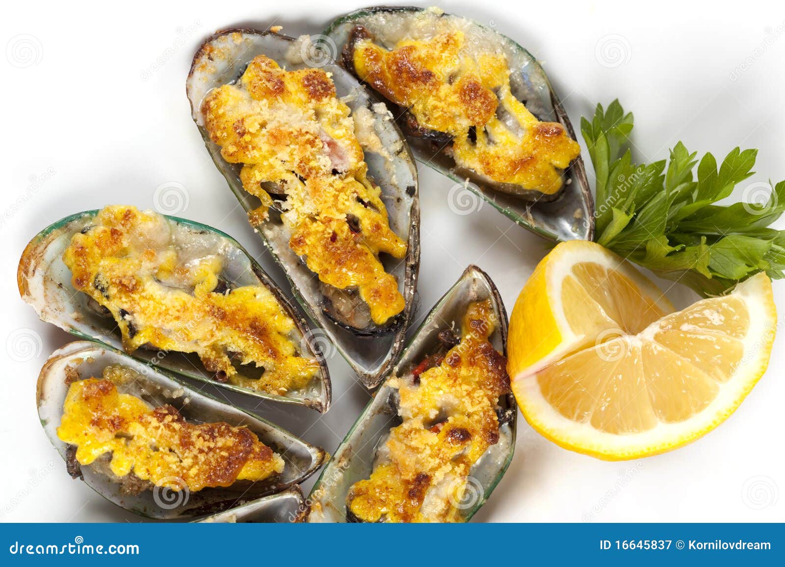 Mussels under cheese stock image. Image of diet, juicy - 16645837