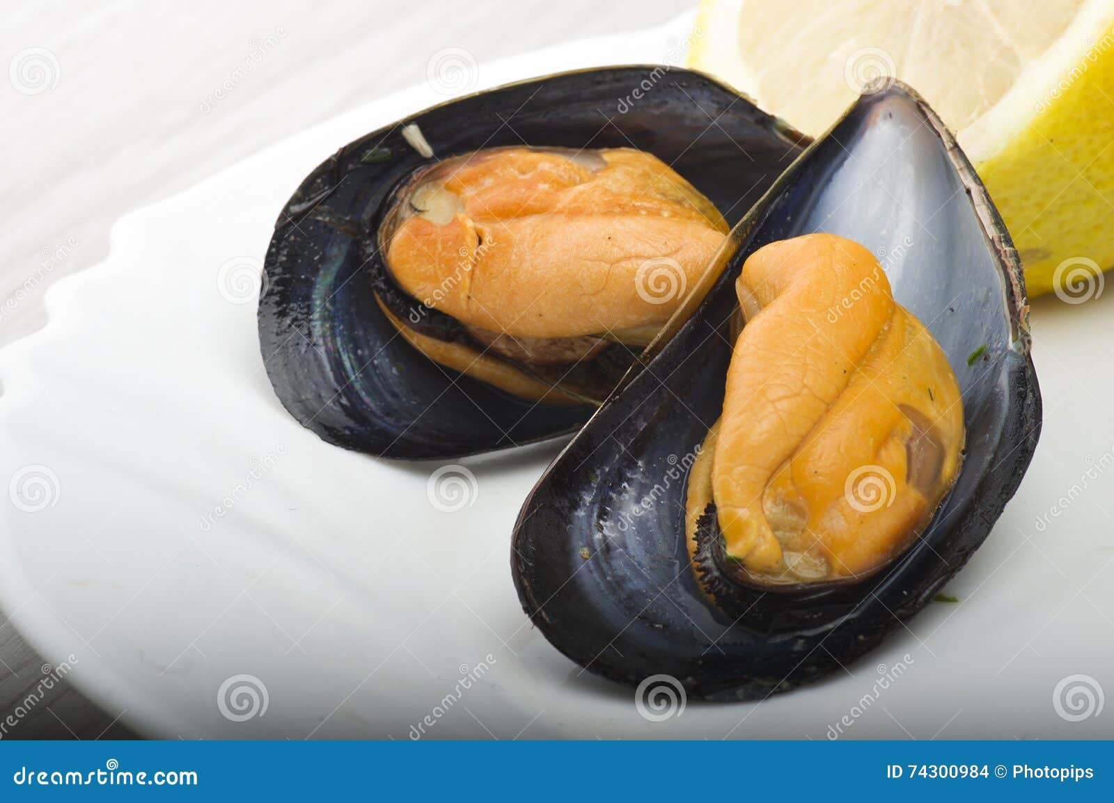 Mussla arkivfoto. Bild av färg, bakgrund, kokkonst, banta - 74300984