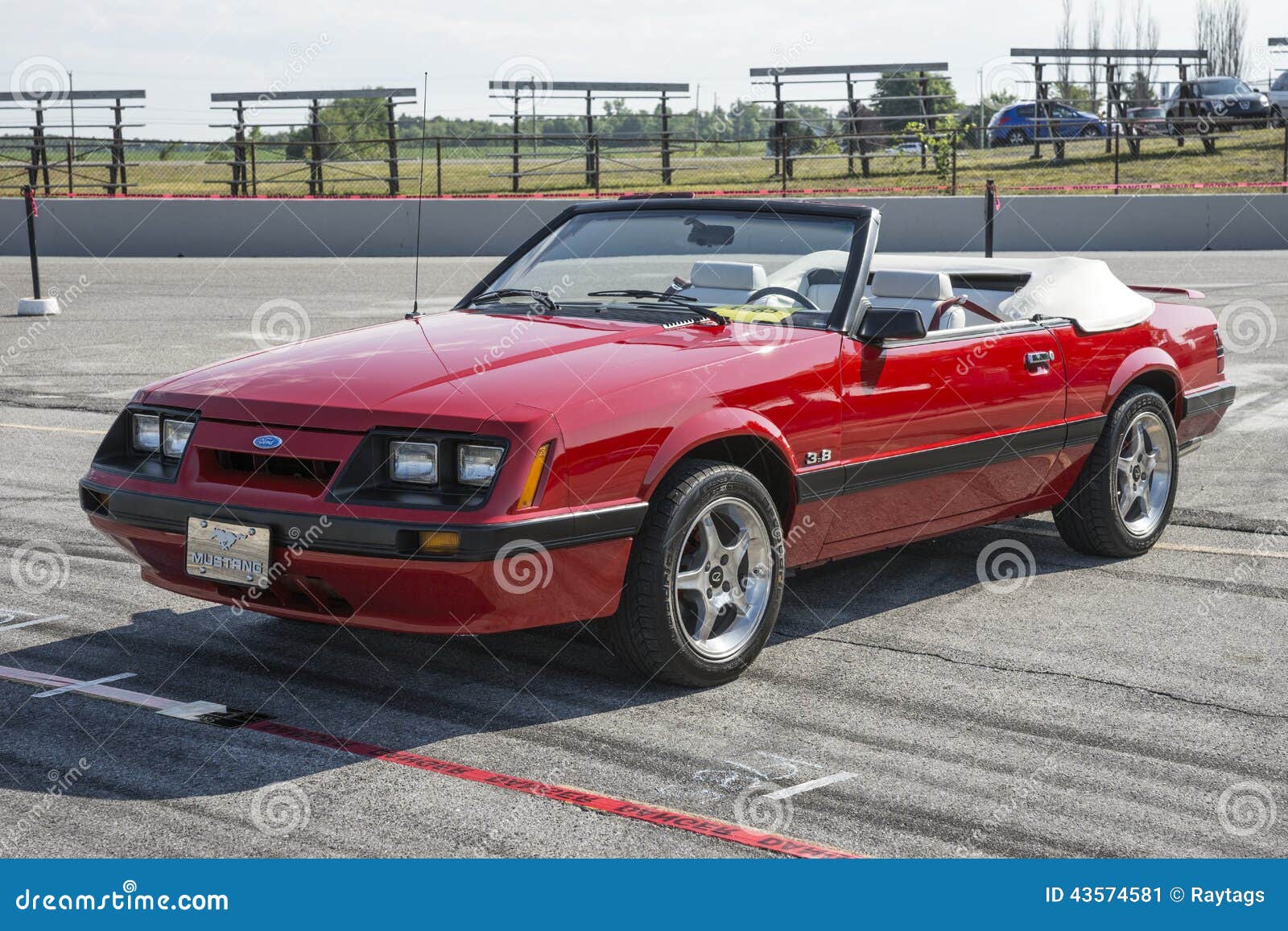 Ford mustang editorial photo. Image of motor, convertible - 43574581