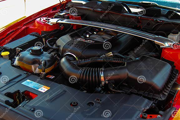 Mustang 5.0 Engine editorial stock image. Image of intake - 96787594