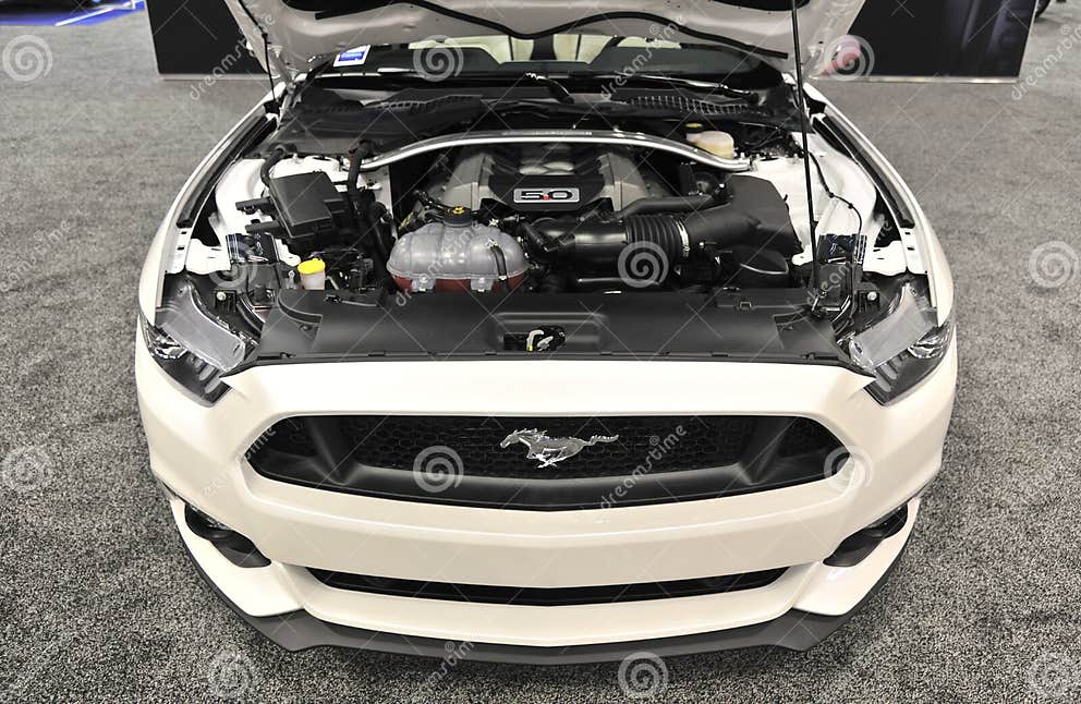 Mustang, Ford Late Model 2016 Engine Editorial Stock Image - Image of ...