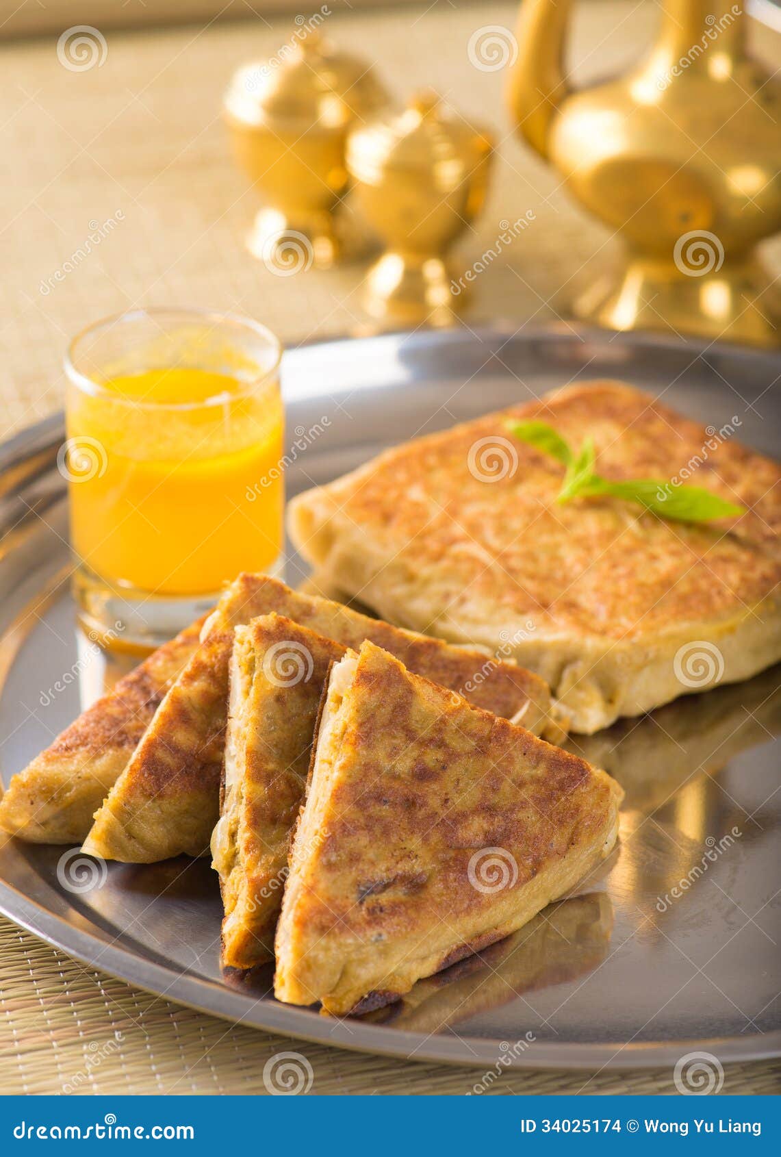 Mutabbaq a Popular Arab Bread Stuffed with Meat Stock Photo - Image of ...