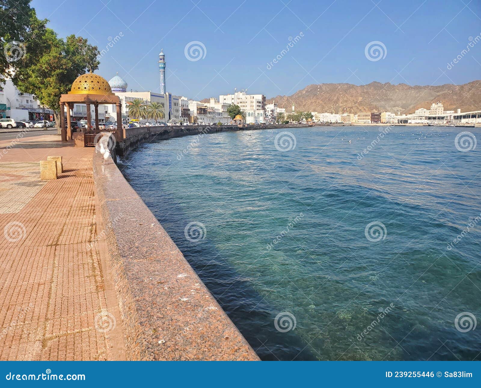 Mutrah Corniche, Muscat, Oman Stock Photo - Image of boardwalk, pier ...