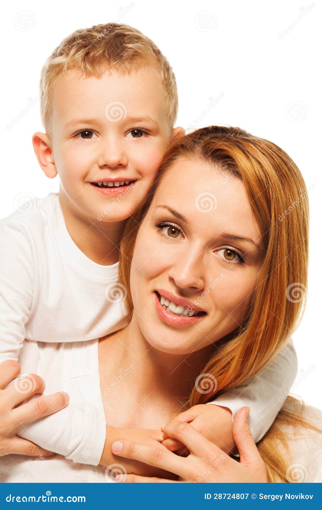 Mutter und Sohn stockbild. Bild von jungen, muttergesellschaft - 28724807