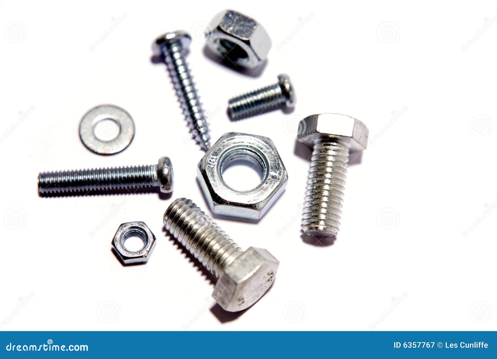 Muttern - und - Schrauben stockbild. Bild von aufbau, ausschnitt - 6357767