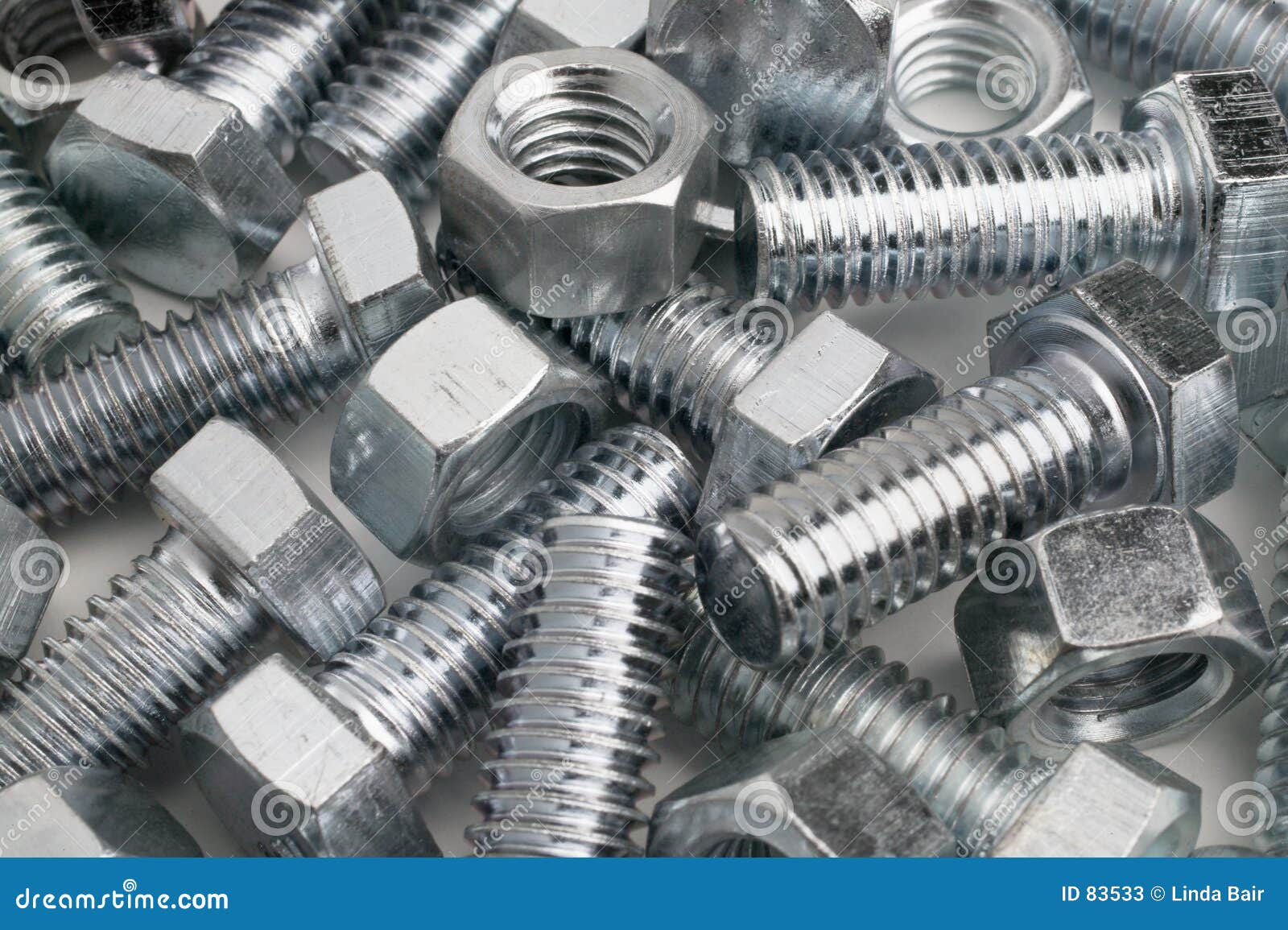 Muttern - und - Schrauben stockbild. Bild von gewinde, metall - 83533