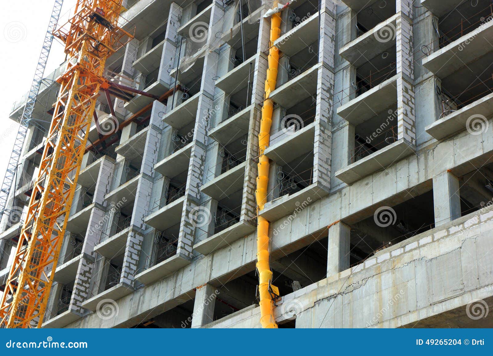 Muur van huis in aanbouw stock foto. Image of apparatuur - 49265204