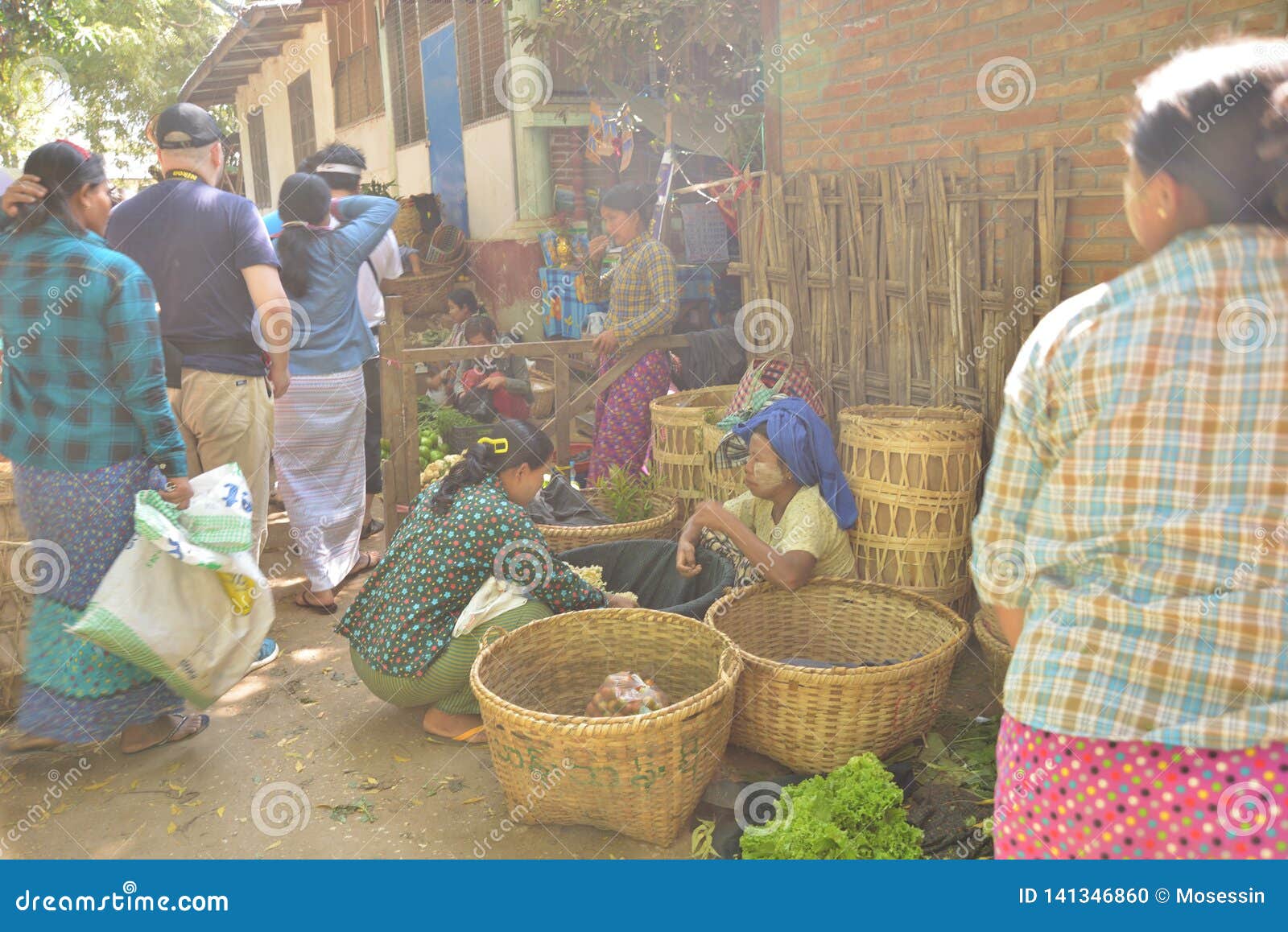 Myanmar Bagan Fruit Vegetable Wet Market Editorial Image - Image of ...