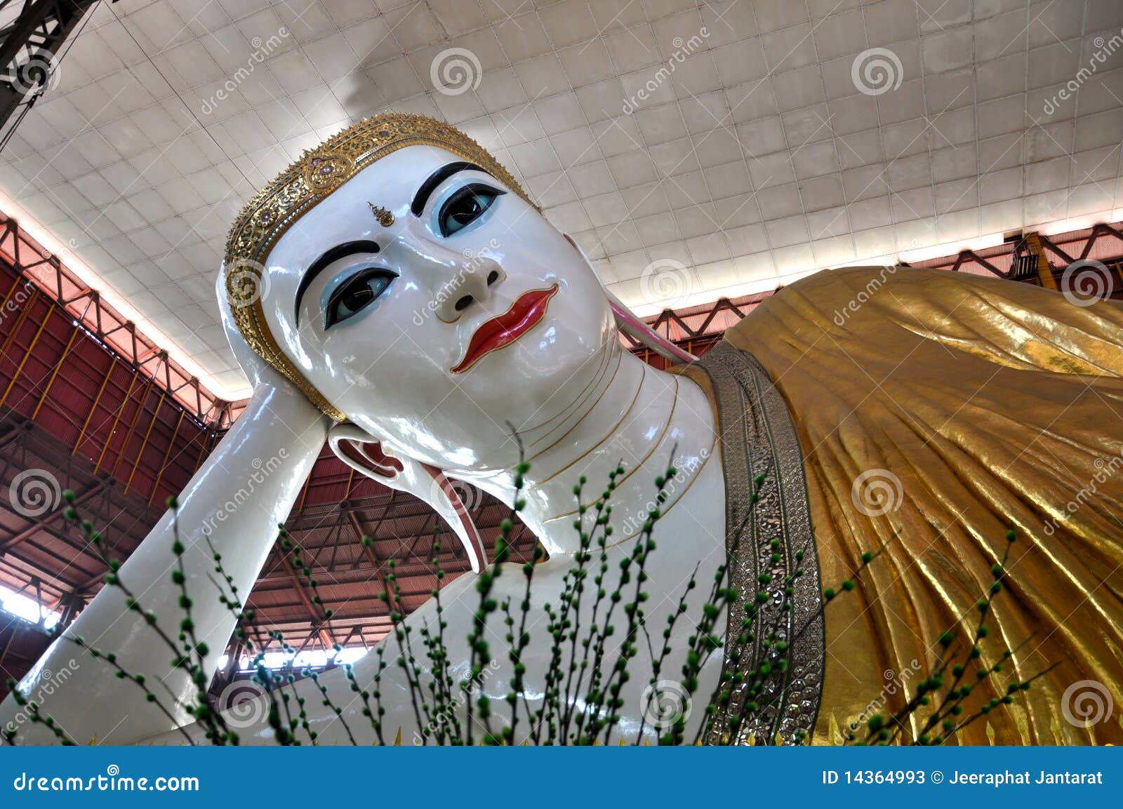 Myanmar Buddha statue stock image. Image of eyes, bangkok - 14364993