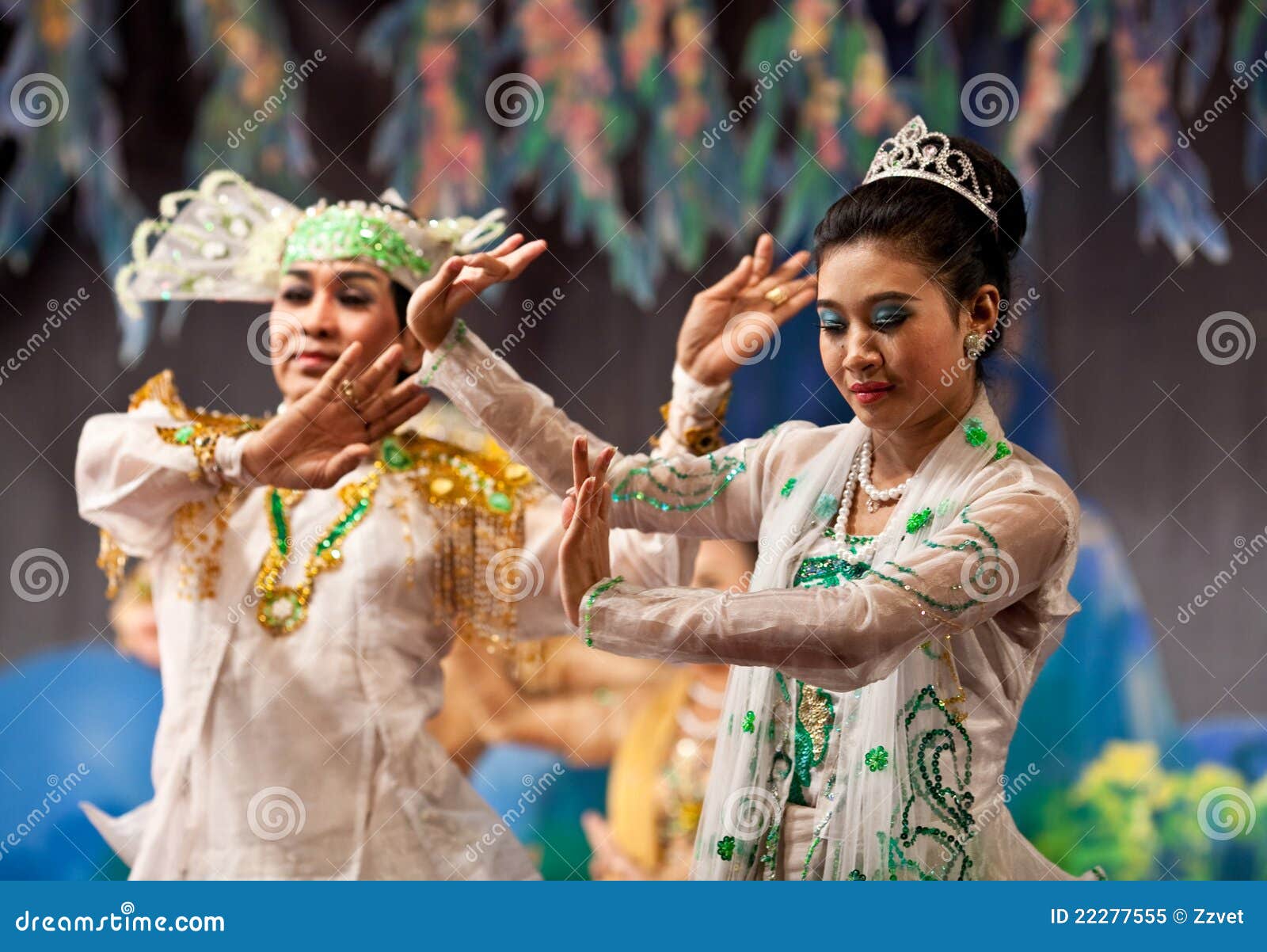 Myanmar Classical Dance editorial image. Image of girl - 22277555