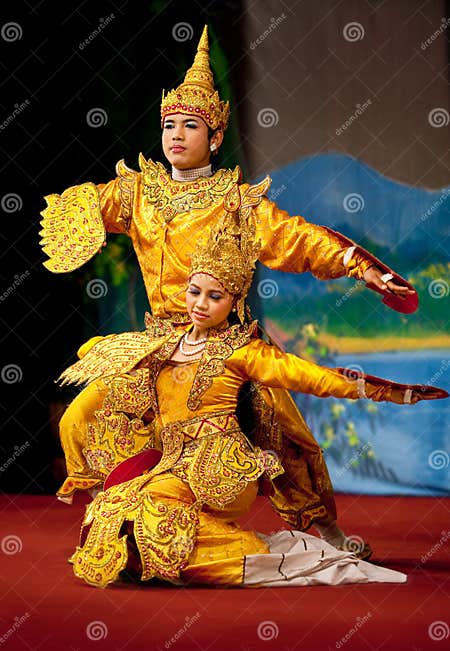 Myanmar Folk Dance editorial photography. Image of diva - 22095877