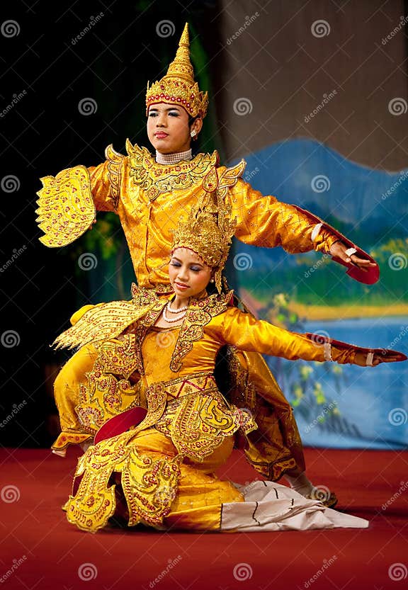 Myanmar Folk Dance editorial photography. Image of diva - 22095877