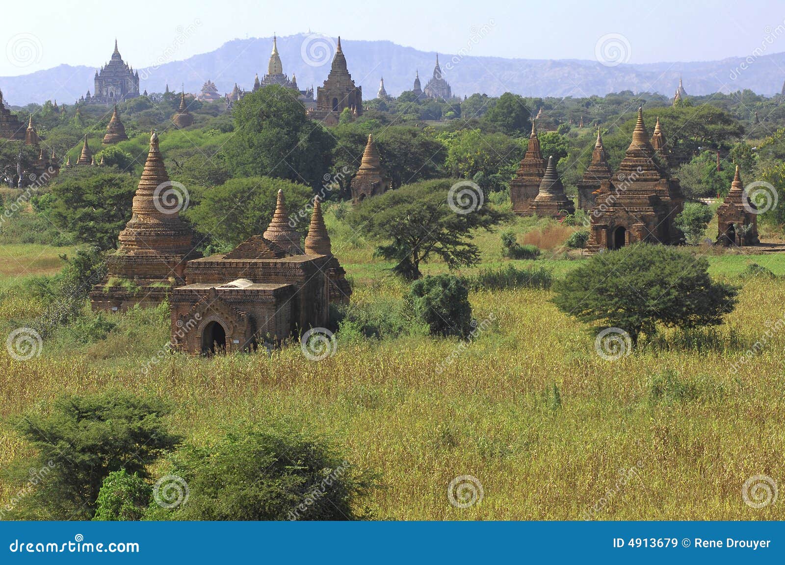 Myanmar; panorama bagan imagem de stock. Imagem de escultura - 4913679
