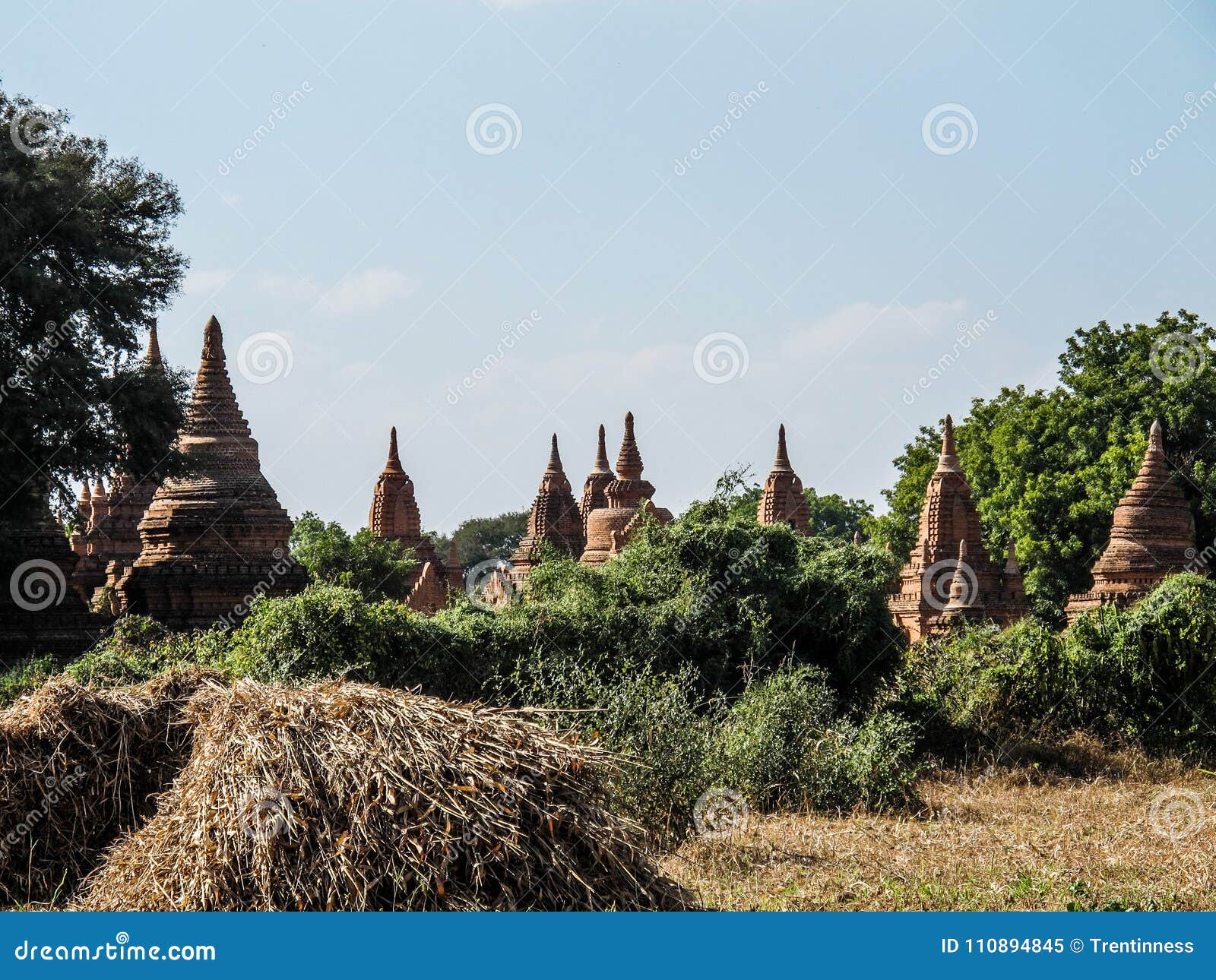 Myanmar Temples in the Summer Editorial Image - Image of farming ...