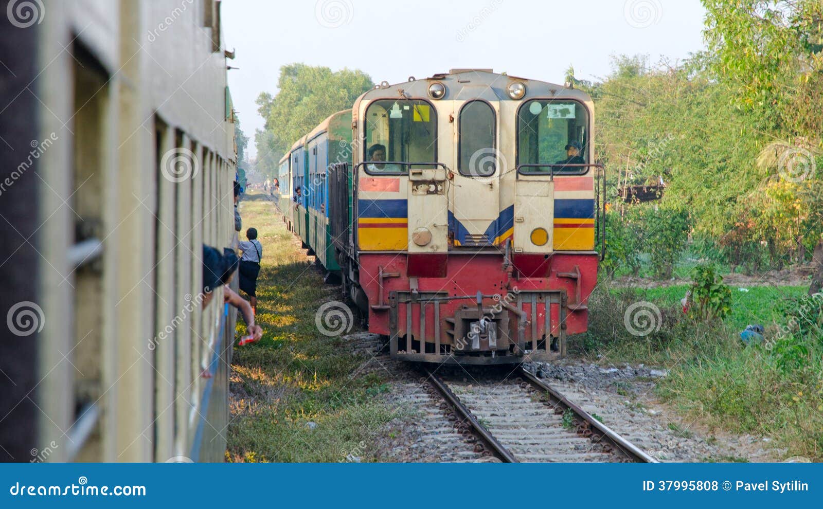 Myanmar train editorial stock photo. Image of ties, fodder - 37995808