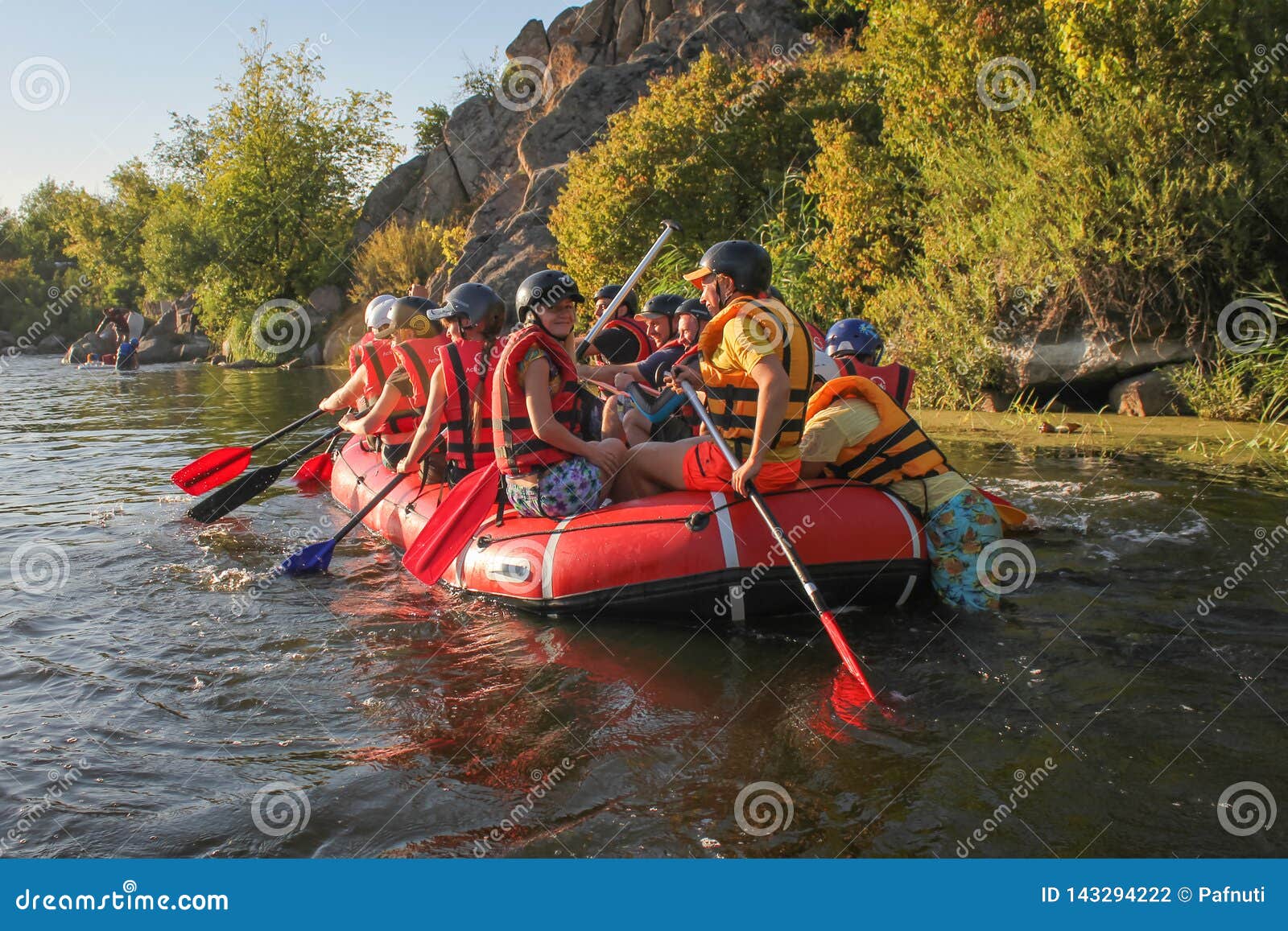 Group of Adventurer Enjoying Rafting River Editorial Photography ...