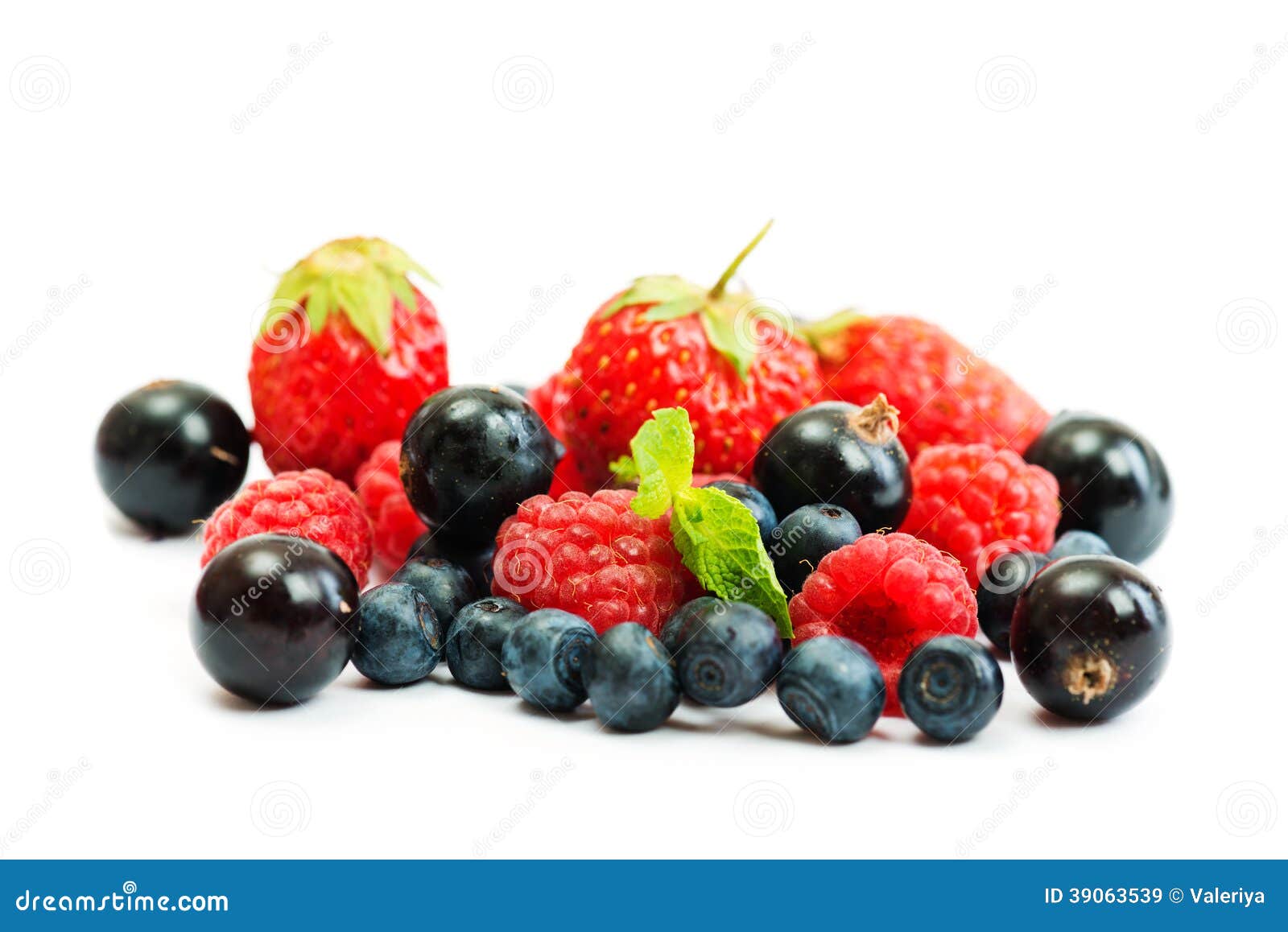 Myrtille, Fraise Et Framboise Image stock - Image du normal, juteux ...