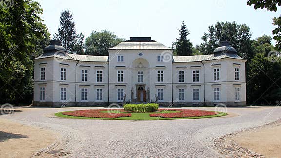 Myslewicki Palace at Lazienki Krolewskie Park, Warsaw, Poland Editorial ... Myslewicki Palace at Lazienki Krolewskie Park, Warsaw, Poland Editorial ...