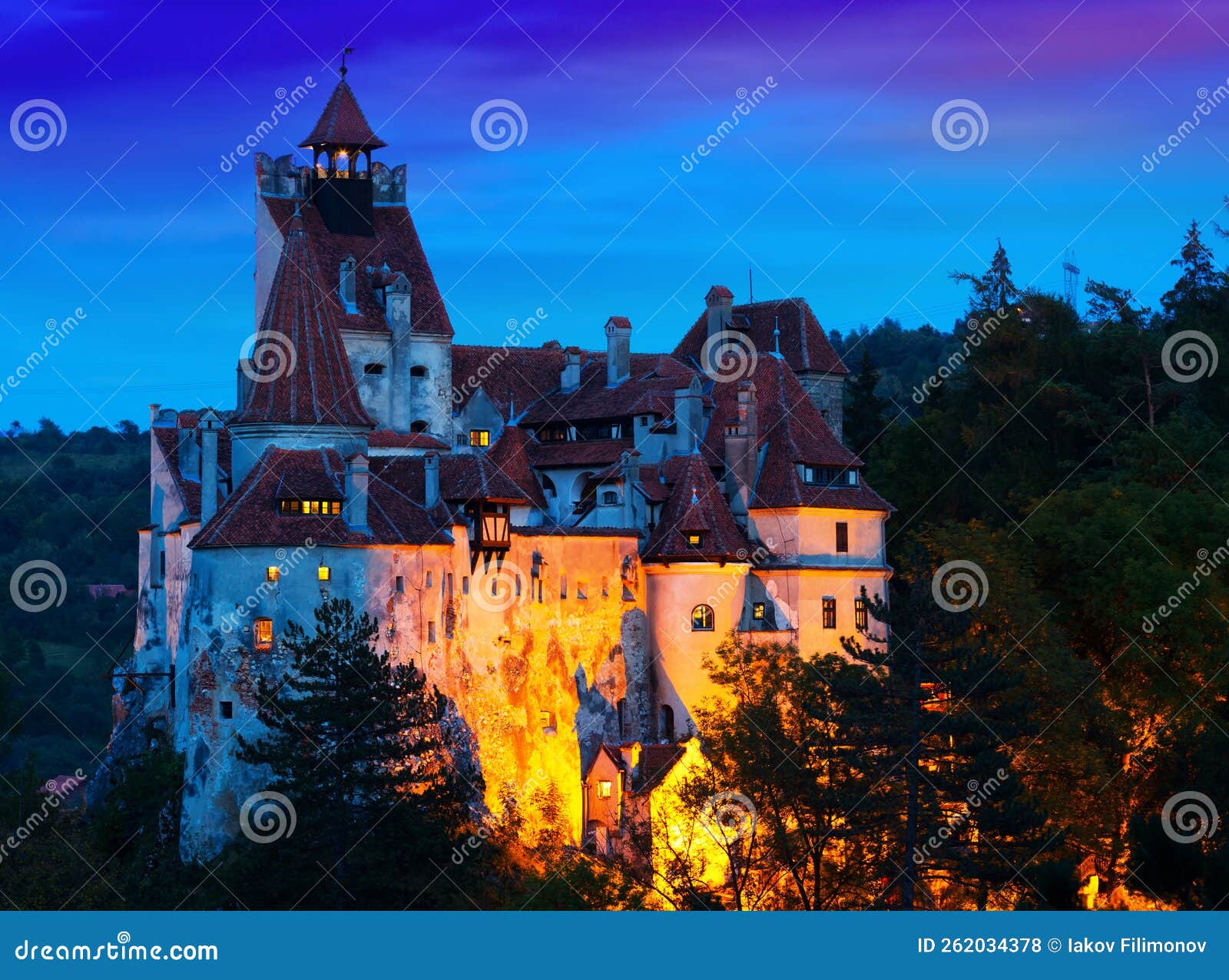 Bran Castle, Brasov, Romania Stock Photo - Image of facade, dracula ...