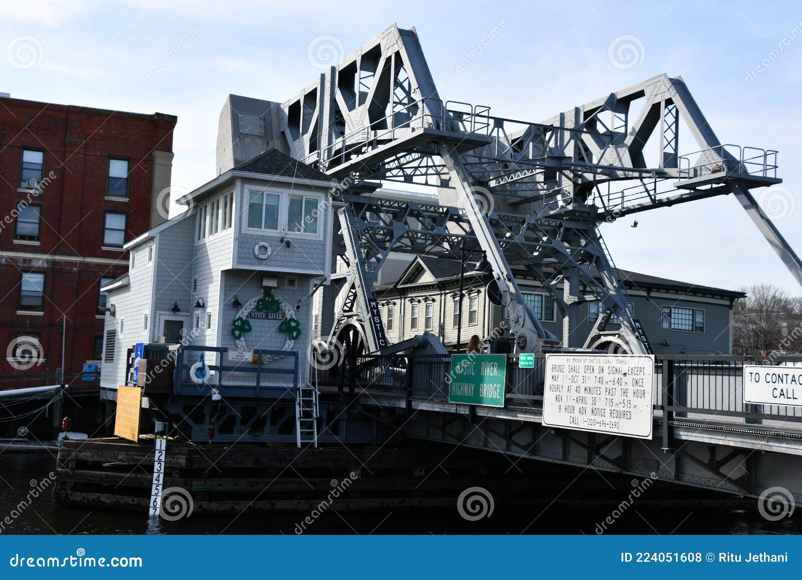 Mystic River Bascule Bridge in Mystic, Connecticut Editorial Stock ...