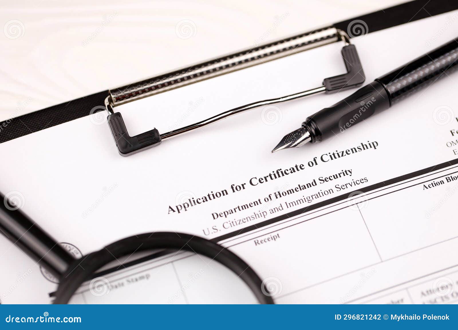 N-600 Application for Certificate of Citizenship Blank Form on A4 ...