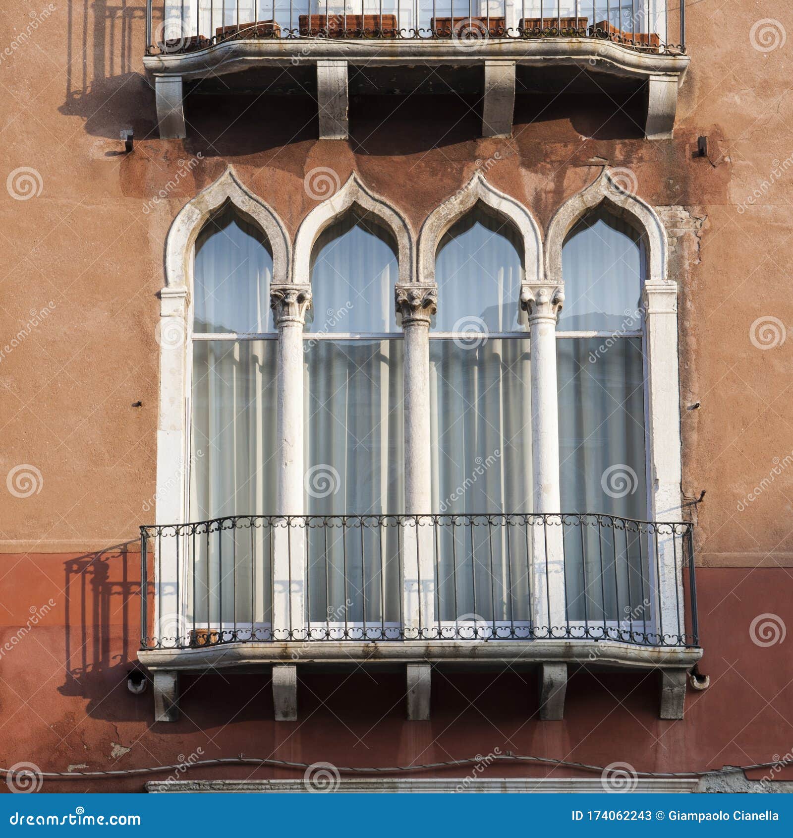 Venetian windows stock image. Image of italian, pattern - 174062243