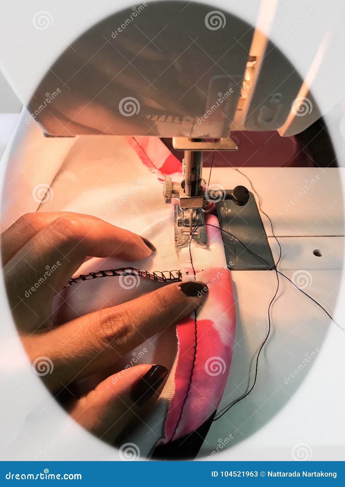 Naai stock afbeelding. Image of vrouw, bedrijf, steek - 104521963