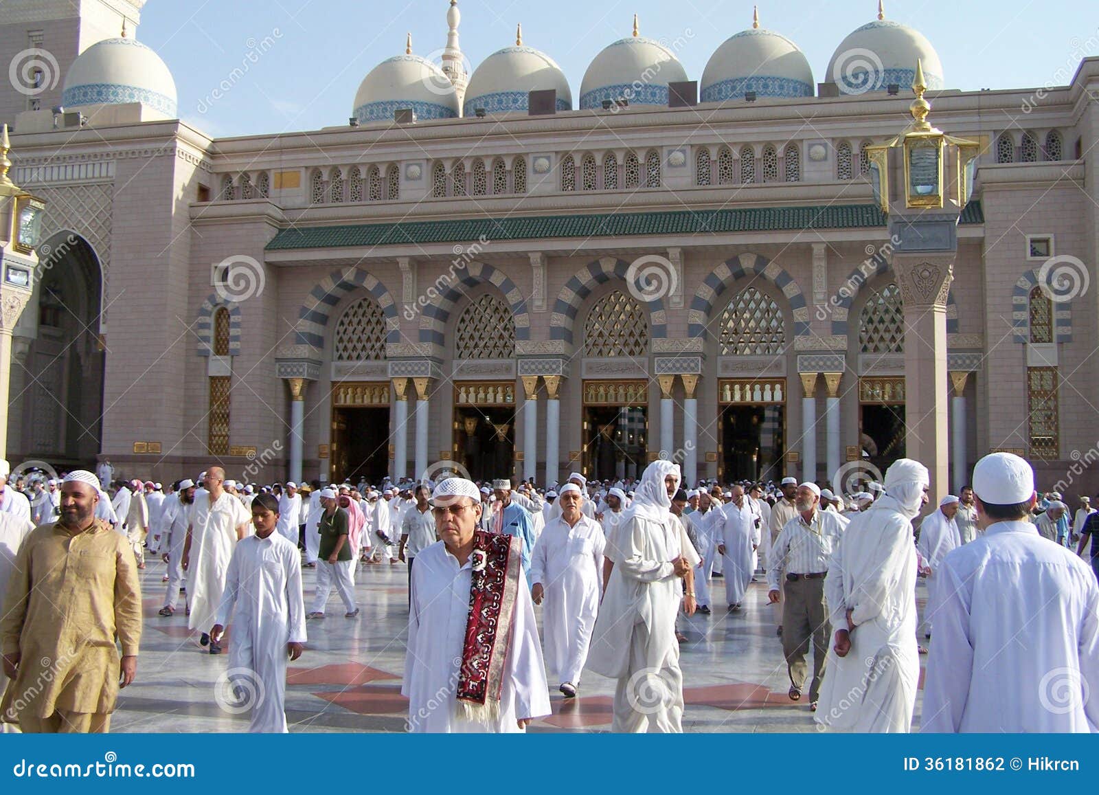 Nabawi-Moschee, Medina, Saudi-Arabien Redaktionelles Stockfotografie ...