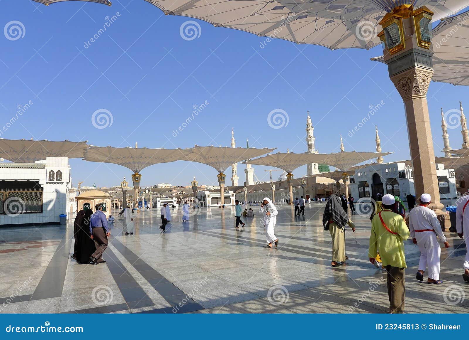 Nabawi Mosque Yard editorial stock photo. Image of arab - 23245813