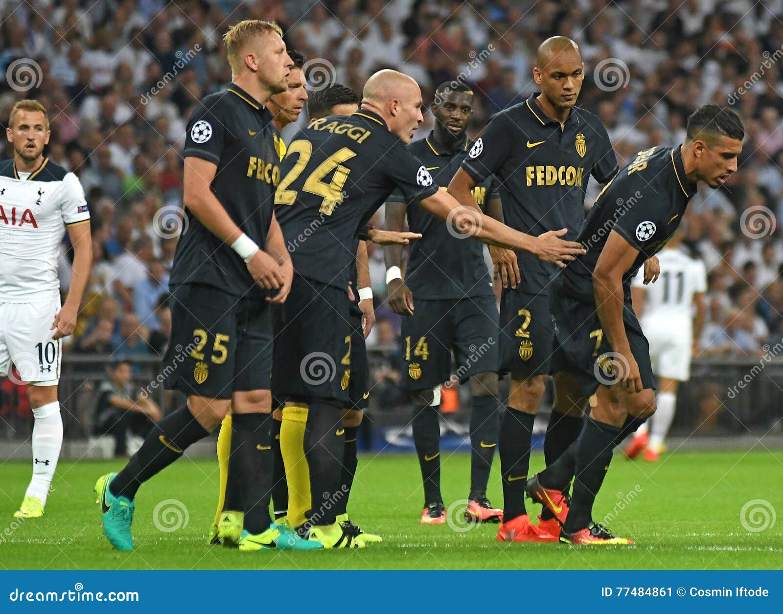 Nabil Dirar redaktionelles foto. Bild von spieler, stark - 77484861