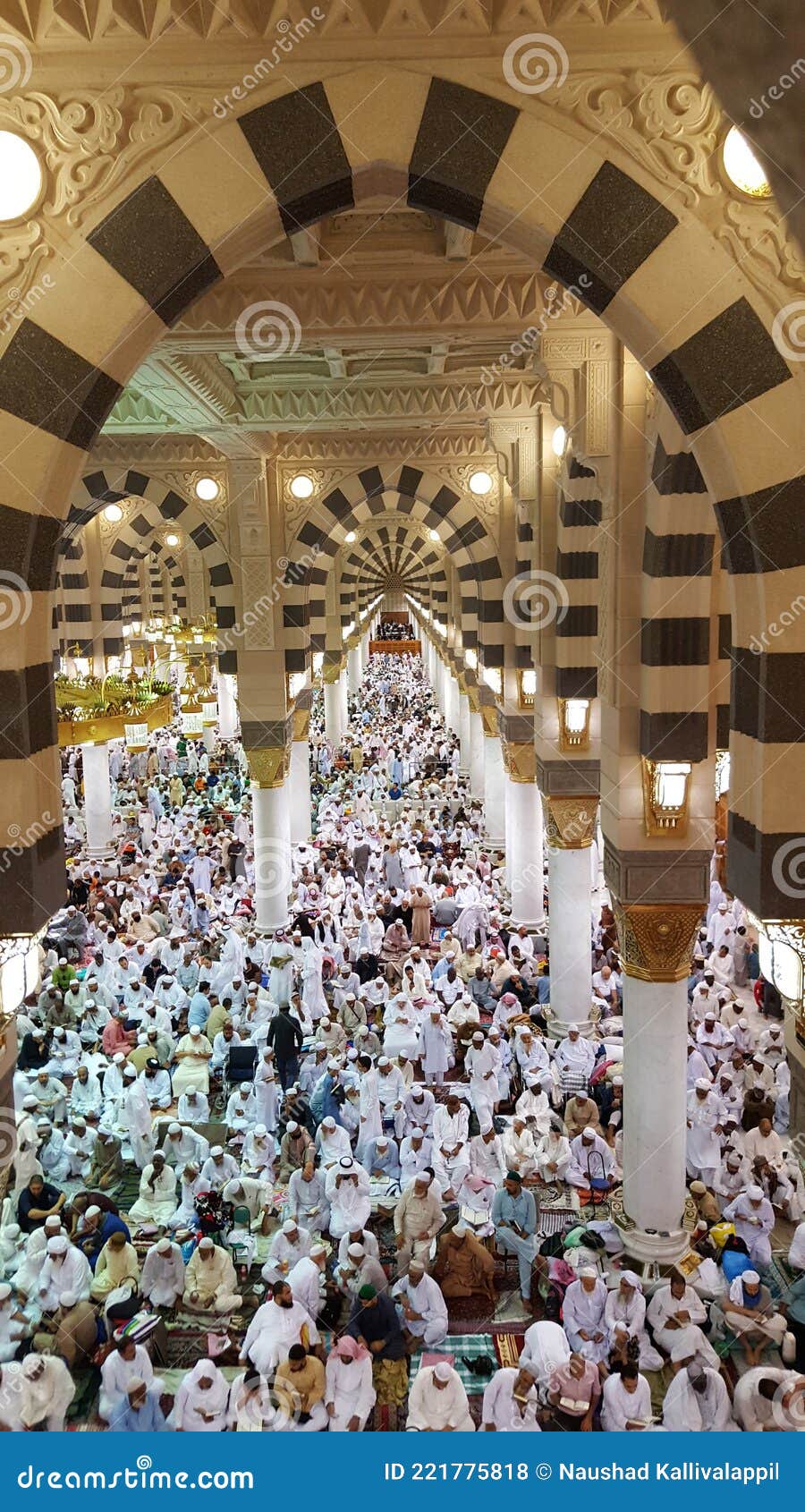 Nabvi mosque Madeena, editorial stock photo. Image of madeena - 221775818