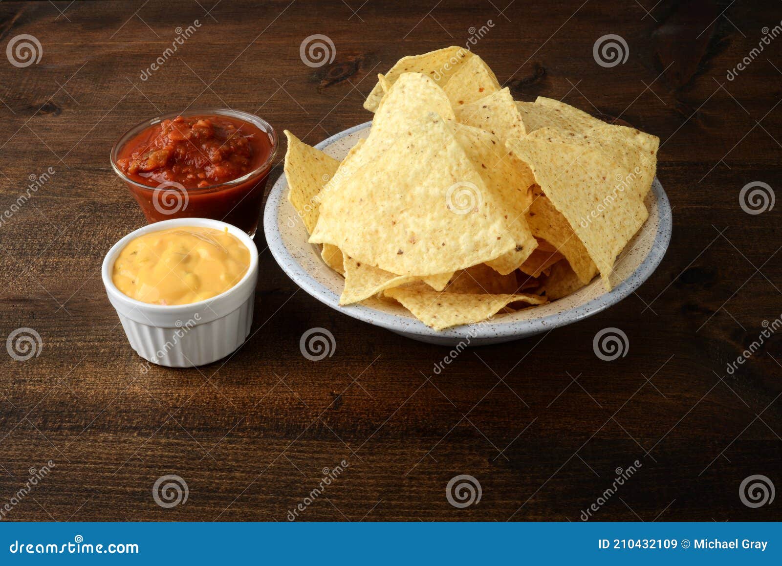 Nacho Chips with Salsa and Cheese Stock Image - Image of mexican, salty ...