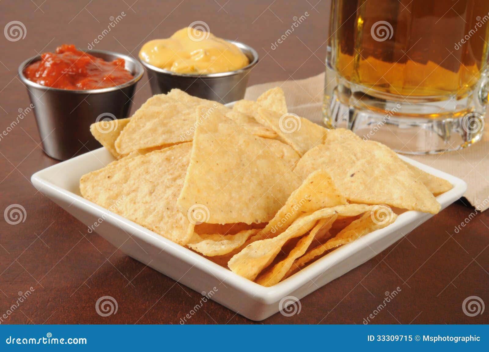 Nachos and beer stock image. Image of beverage, draft - 33309715
