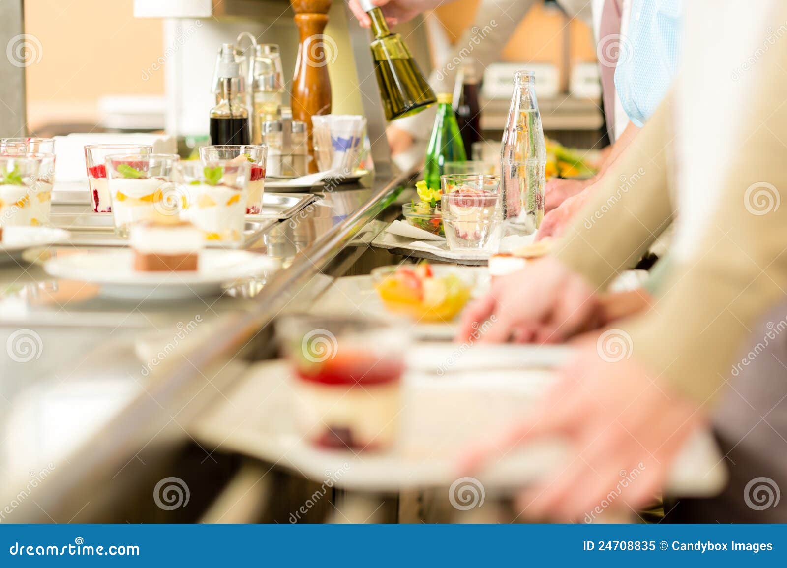 23,781 Kantine Stock Fotos - Freie & Royalty-Free Stock Fotos von ...