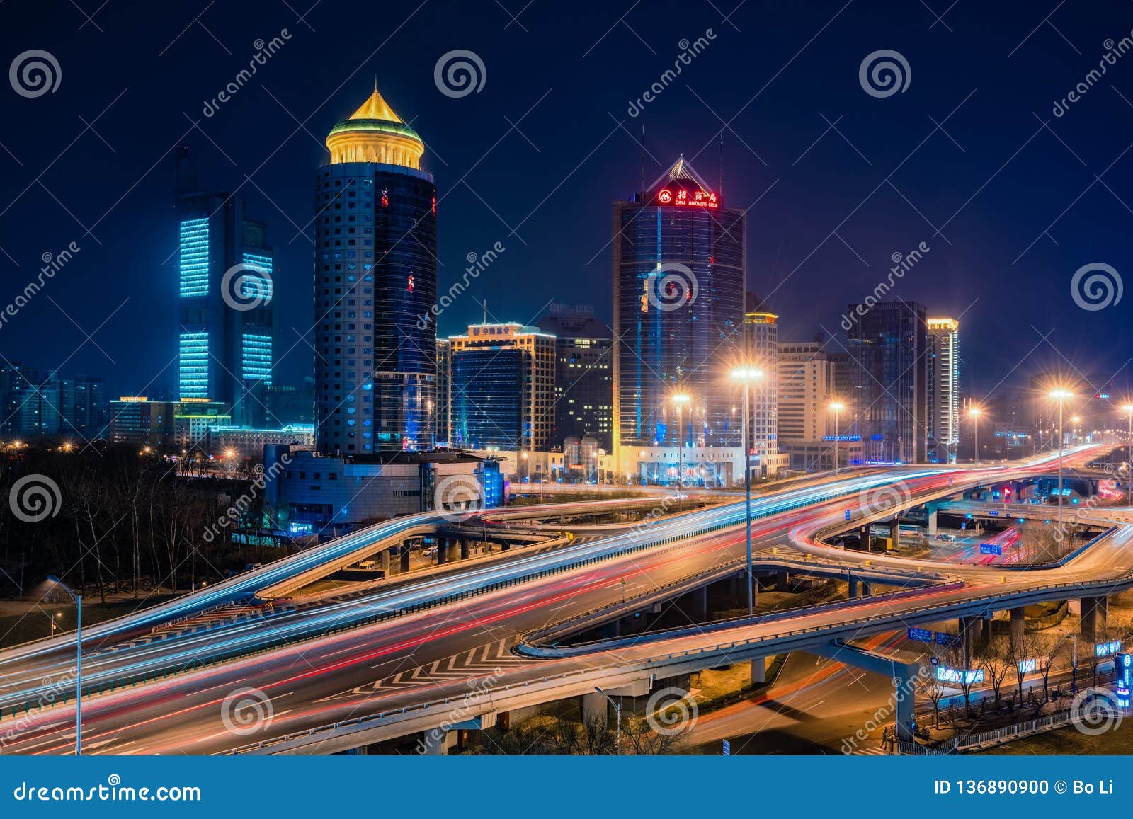Nachtmening van Peking CBD stock foto. Image of toren - 136890900