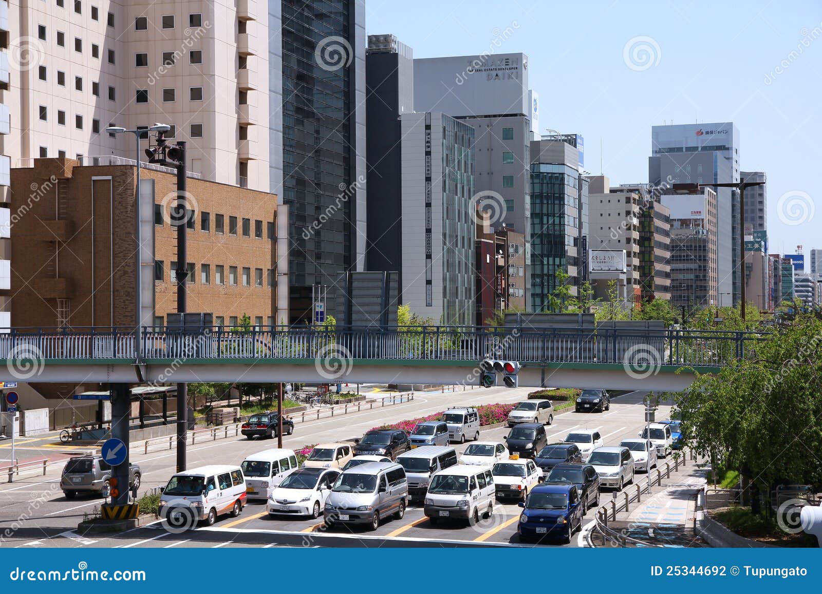 Nagoya-Verkehr redaktionelles stockfotografie. Bild von städtisch ...