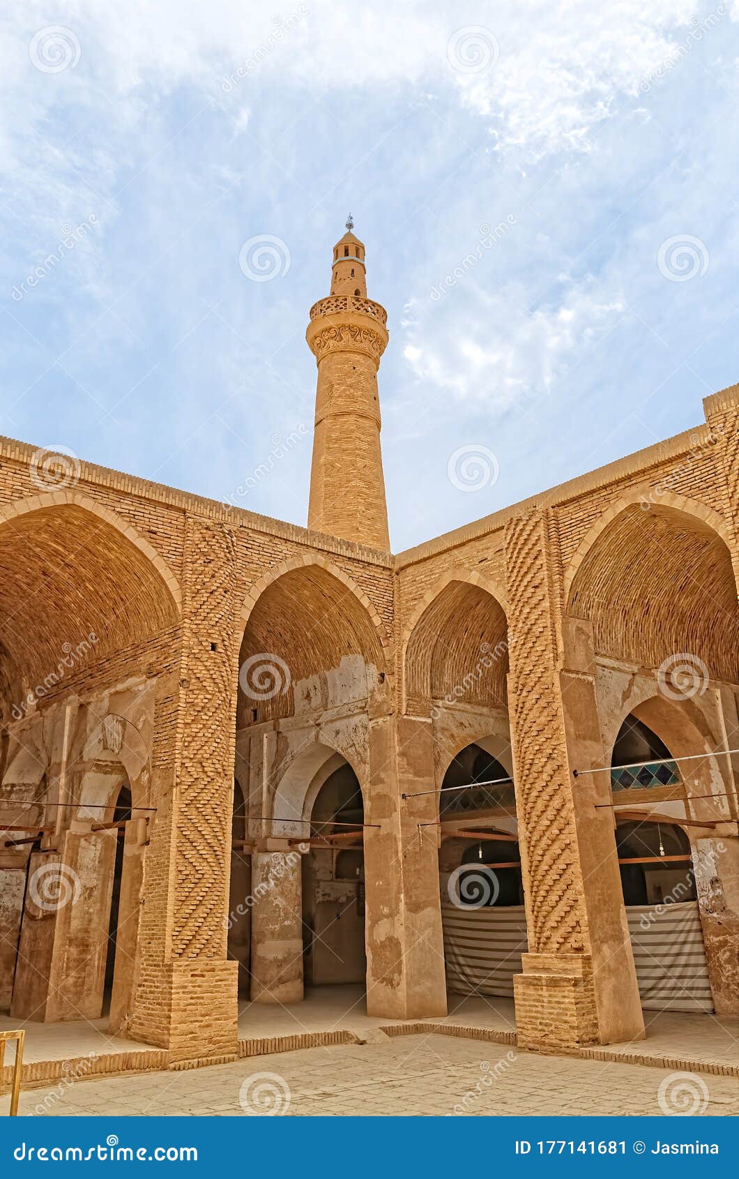 Nain Old Mosque Architecture Editorial Photo - Image of building, arch ...