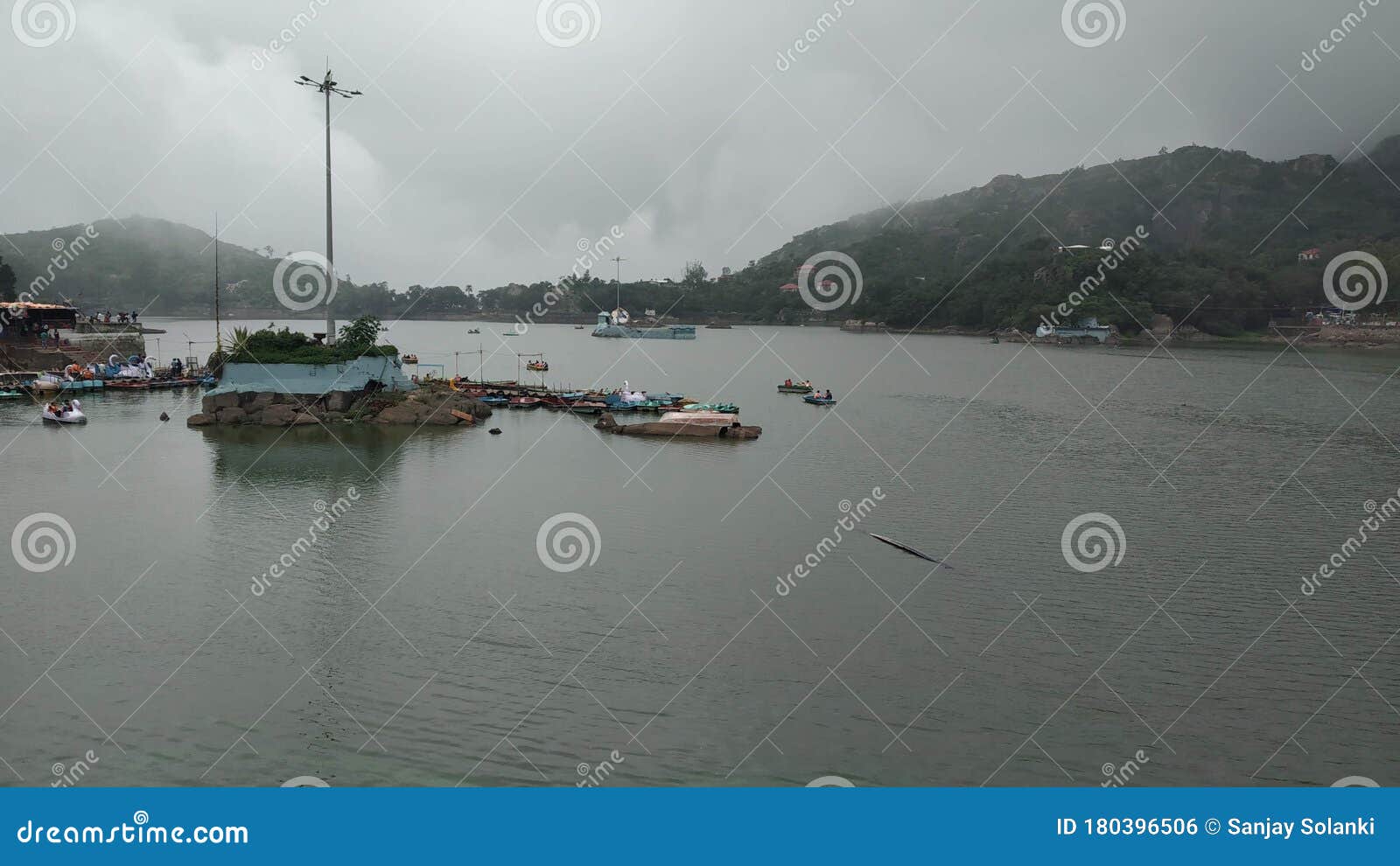 Nakki lake at mount abu stock photo. Image of lake, watercraft - 180396506