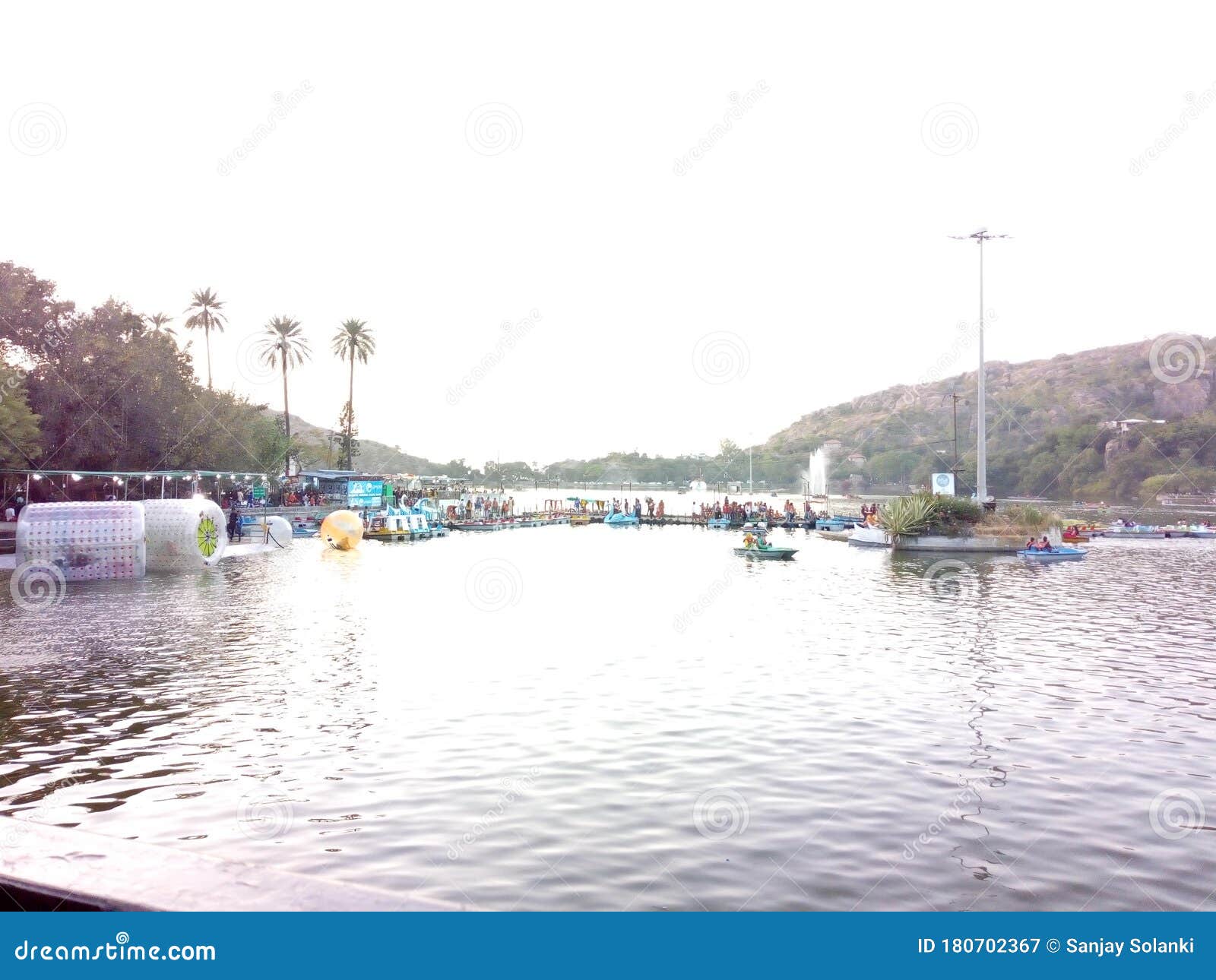 Nakki lake at Mount Abu stock image. Image of harbor - 180702367
