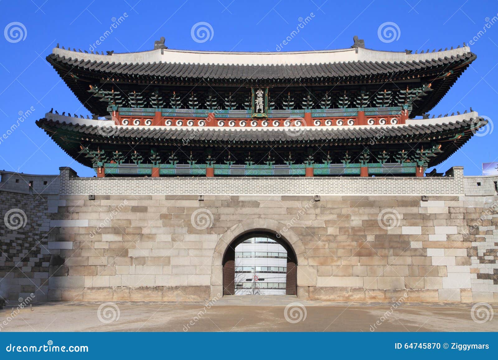 Nam dae mun gate in Seoul stock photo. Image of sungnyemun - 64745870