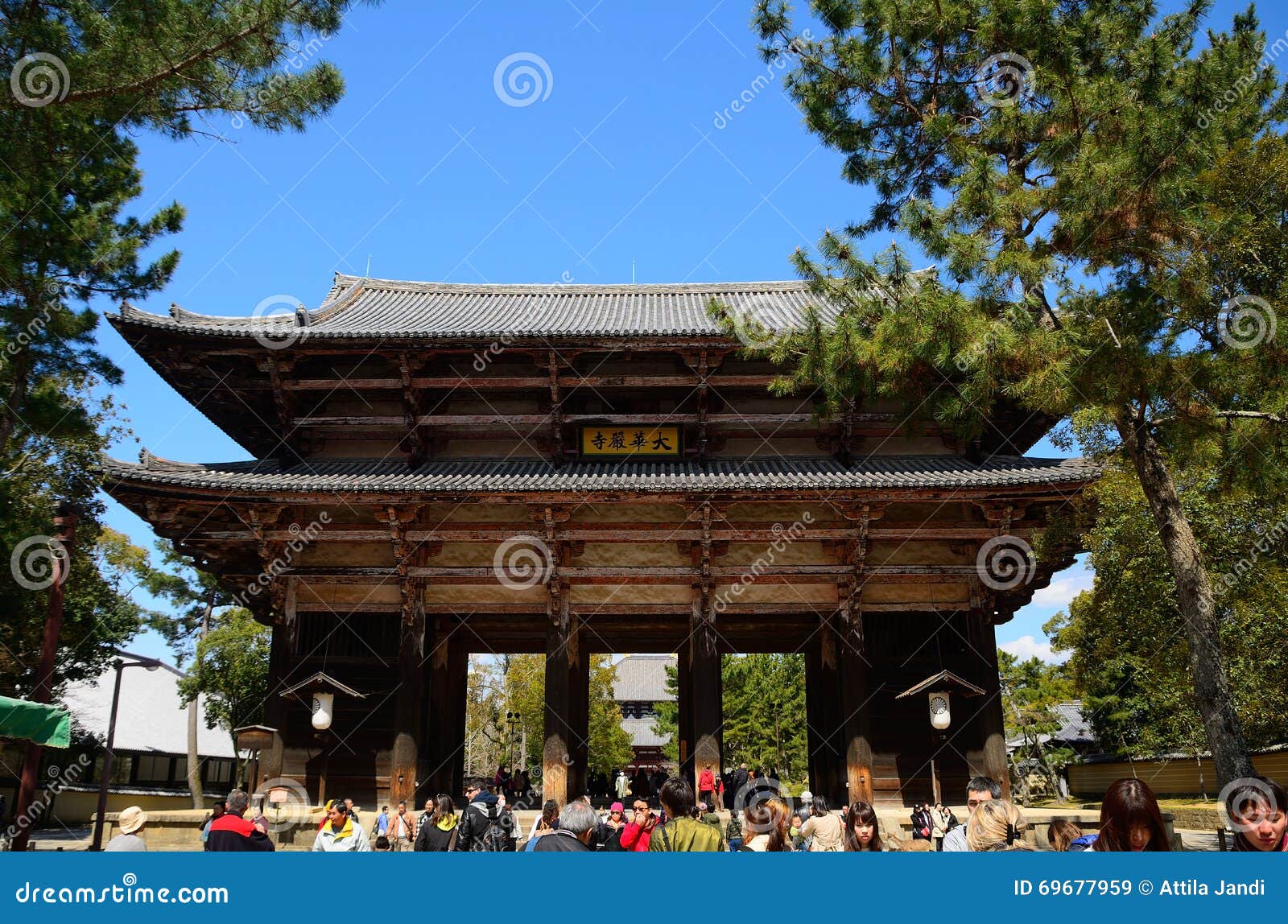 Nandaimon Gate of the Todai Temple, Nara, Japan Editorial Stock Image ...